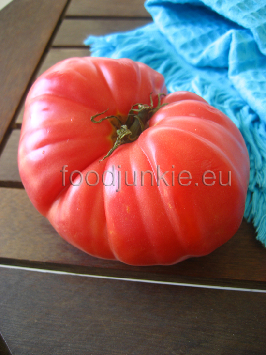 Batala, the Greek Heirloom Tomato and a recipe/ Η «μπατάλα» (ντομάτα ...